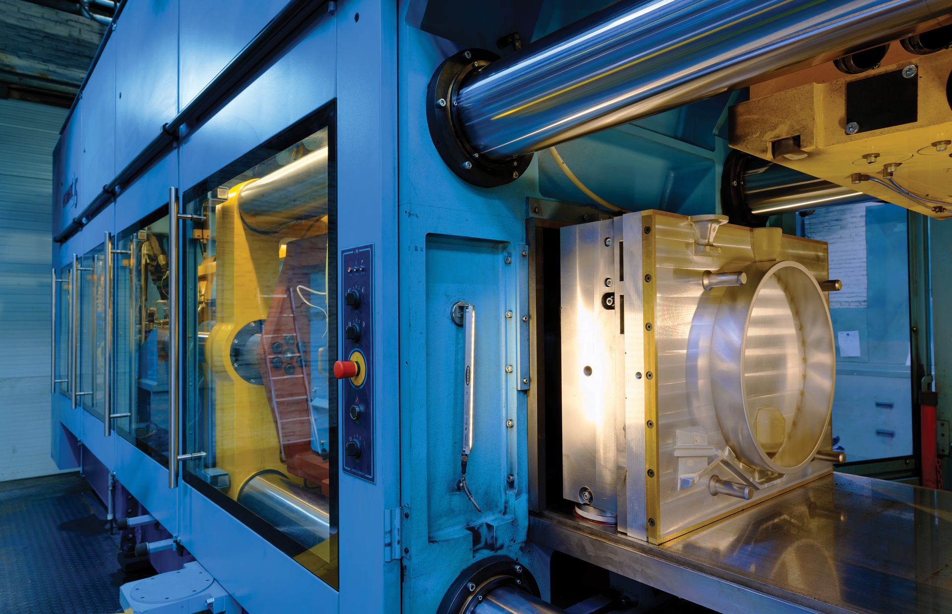 Big Step Forward for Green Sand Molding | DISA | Foundry Management ...